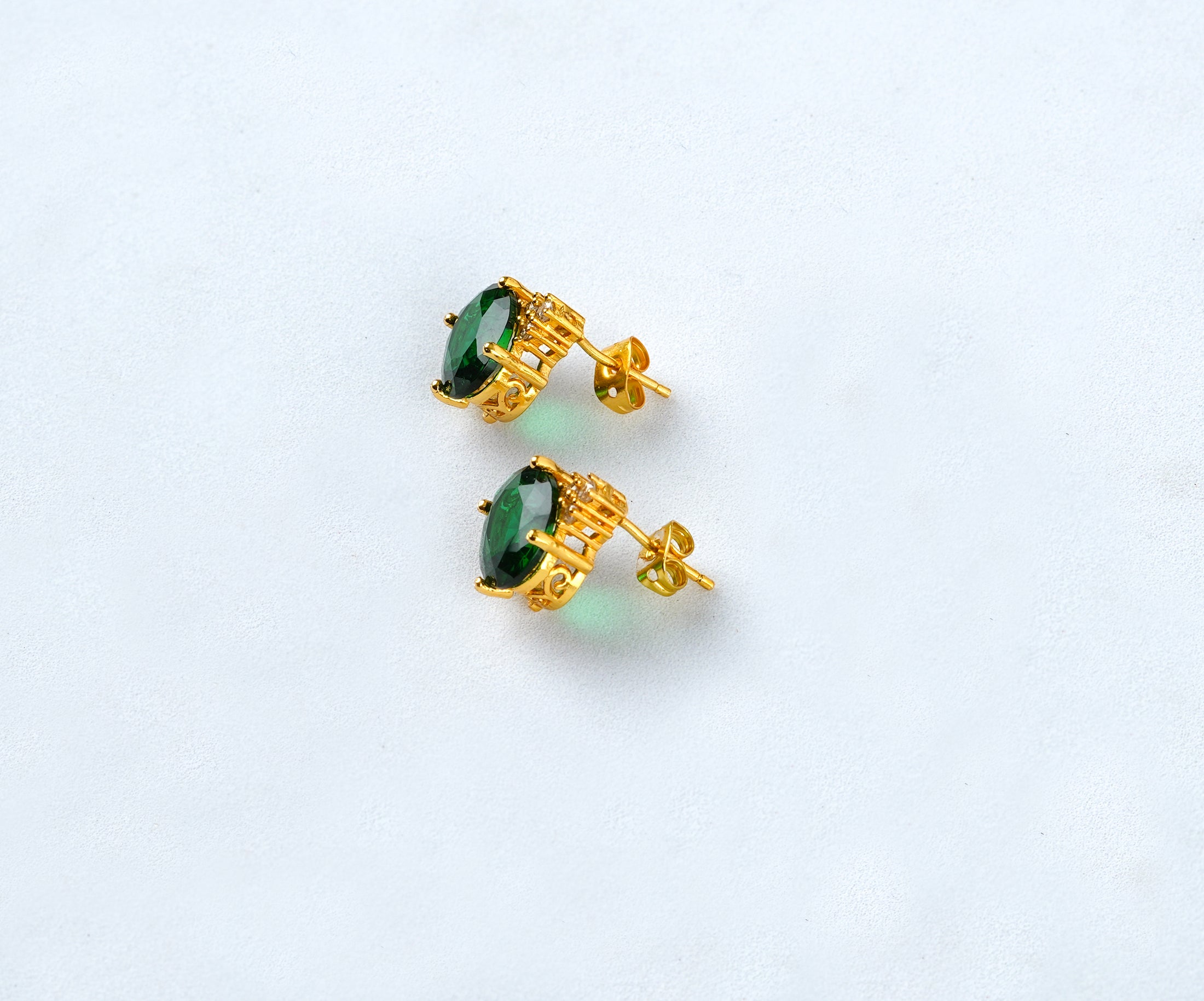 Emerald Enigma Set: Captivating Elegance By Totapari Jewellery